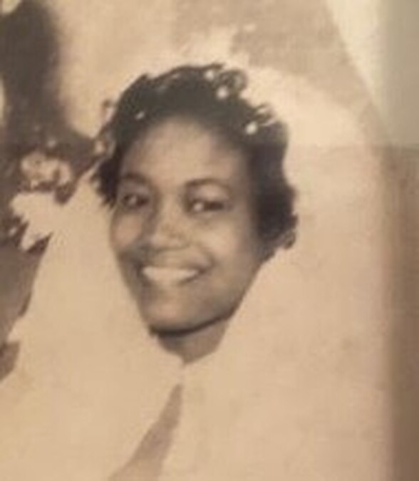 Elsie Evelyn Obituary - St. Michael, | Tudor's Funeral Home